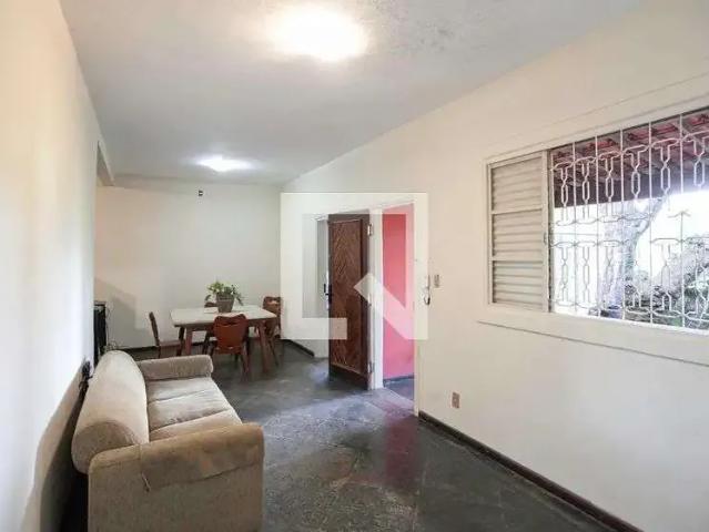 Casa / Sobrado para Locação em Belo Horizonte/MG Bandeirantes 2 Quartos