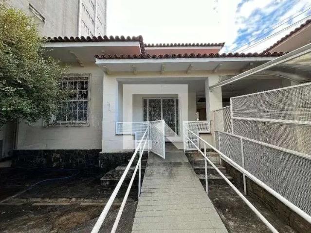 Casa / Sobrado para Locação em Belo Horizonte/MG Barro Preto 4 Quartos