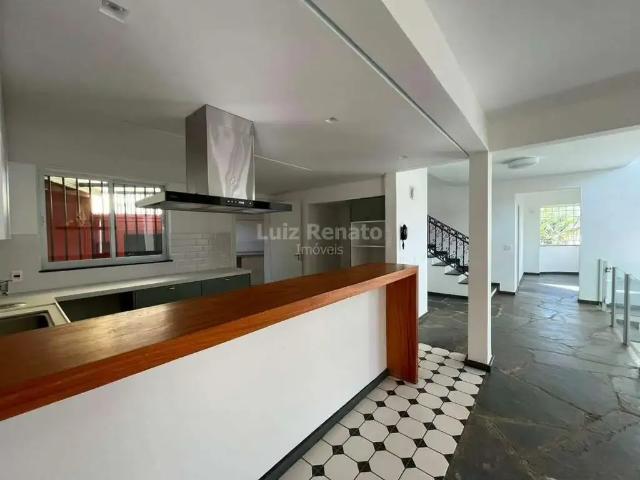Casa / Sobrado para Locação em Belo Horizonte/MG Belvedere 3 Quartos