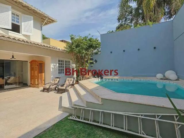Casa / Sobrado para Locação em Belo Horizonte/MG Belvedere 4 Quartos