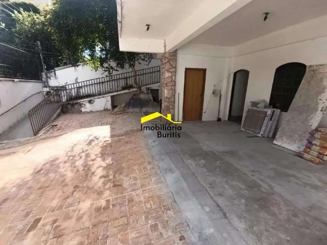 Casa / Sobrado para Locação em Belo Horizonte/MG Buritis 6 Quartos