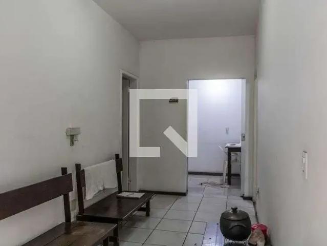 Casa / Sobrado para Locação em Belo Horizonte/MG Camargos 2 Quartos