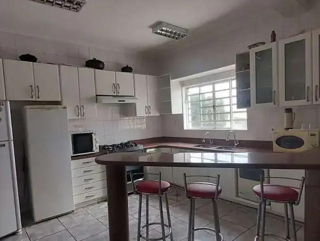 Casa / Sobrado para Locação em Belo Horizonte/MG Candelária 6 Quartos