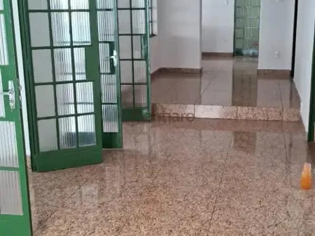 Casa / Sobrado para Locação em Belo Horizonte/MG Cachoeirinha 4 Quartos