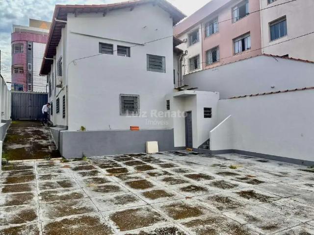 Casa / Sobrado para Locação em Belo Horizonte/MG Calafate 4 Quartos