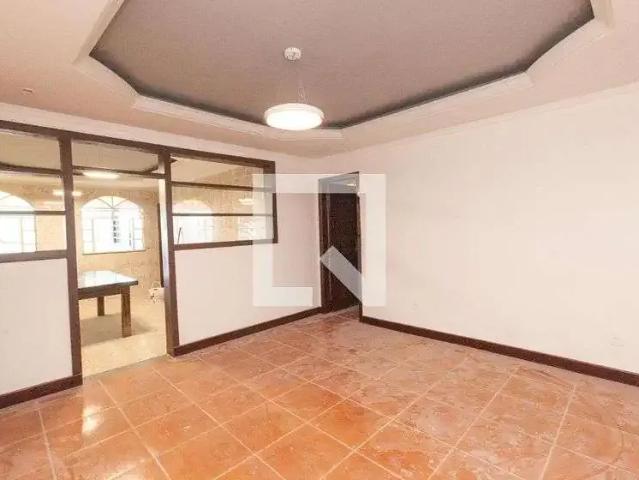 Casa / Sobrado para Locação em Belo Horizonte/MG Califórnia 1 Quartos