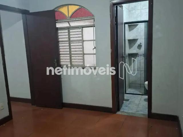 Casa / Sobrado para Locação em Belo Horizonte/MG Califórnia 3 Quartos