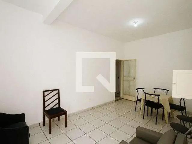 Casa / Sobrado para Locação em Belo Horizonte/MG Carlos Prates 2 Quartos
