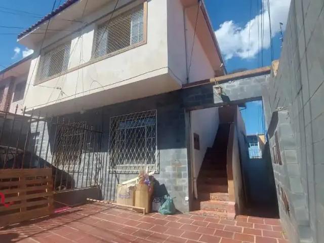 Casa / Sobrado para Locação em Belo Horizonte/MG Carlos Prates 4 Quartos