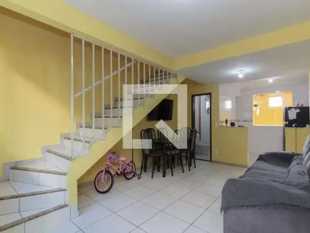 Casa / Sobrado para Locação em Belo Horizonte/MG Céu Azul 2 Quartos