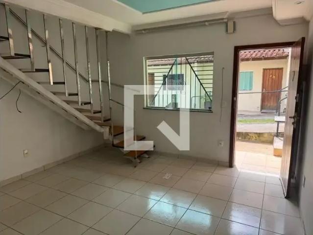 Casa / Sobrado para Locação em Belo Horizonte/MG Céu Azul 2 Quartos