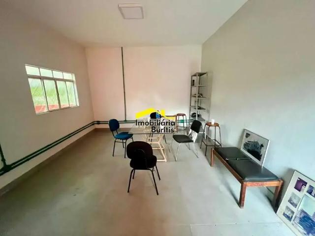 Casa / Sobrado para Locação em Belo Horizonte/MG Cinquentenario 5 Quartos