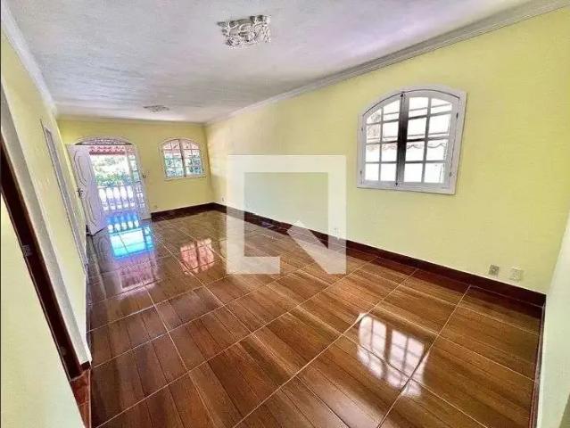 Casa / Sobrado para Locação em Belo Horizonte/MG Europa 3 Quartos