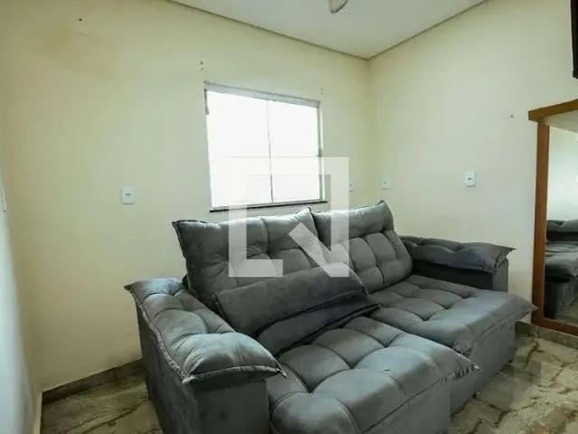 Casa / Sobrado para Locação em Belo Horizonte/MG Gameleira 2 Quartos