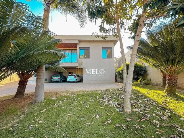 Casa / Sobrado para Locação em Belo Horizonte/MG Garças 4 Quartos