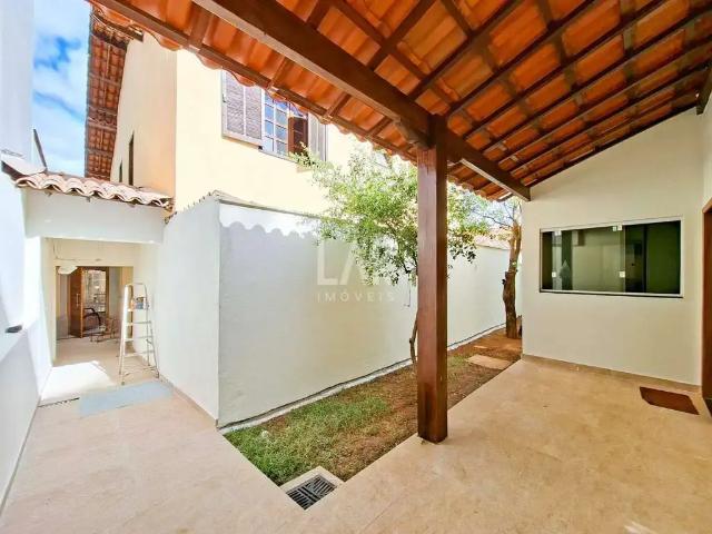 Casa / Sobrado para Locação em Belo Horizonte/MG Itapoã 2 Quartos
