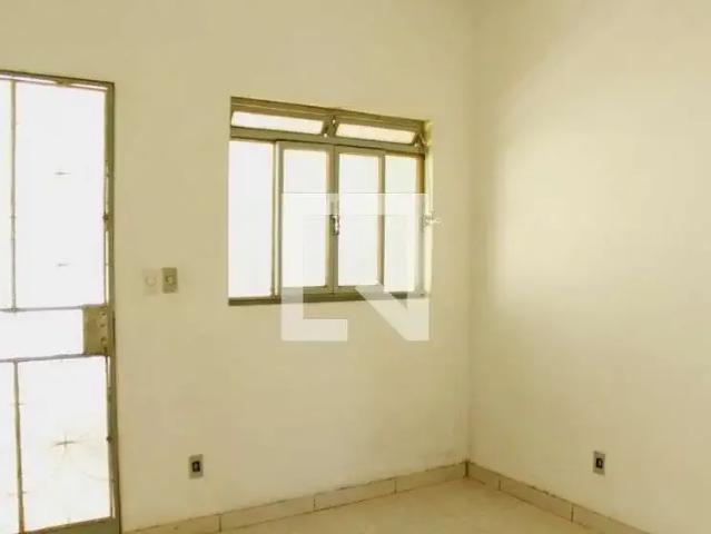 Casa / Sobrado para Locação em Belo Horizonte/MG Jardim Vitória 2 Quartos
