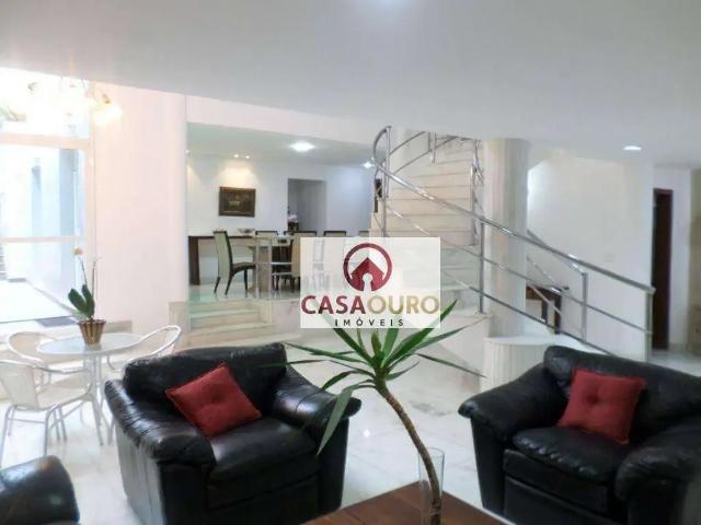 Casa / Sobrado para Locação em Belo Horizonte/MG Mangabeiras 4 Quartos