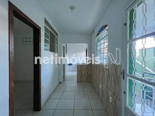 Casa / Sobrado para Locação em Belo Horizonte/MG Maria Virgínia 2 Quartos