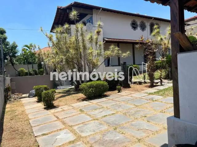 Casa / Sobrado para Locação em Belo Horizonte/MG Nova Cachoeirinha 4 Quartos