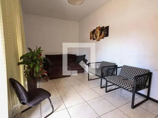 Casa / Sobrado para Locação em Belo Horizonte/MG Nova Cachoeirinha 3 Quartos