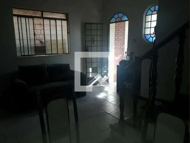 Casa / Sobrado para Locação em Belo Horizonte/MG Nova Floresta 3 Quartos