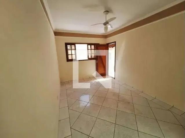 Casa / Sobrado para Locação em Belo Horizonte/MG Nova Gameleira 2 Quartos