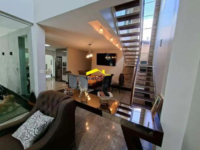 Casa / Sobrado para Locação em Belo Horizonte/MG Nova Granada 4 Quartos