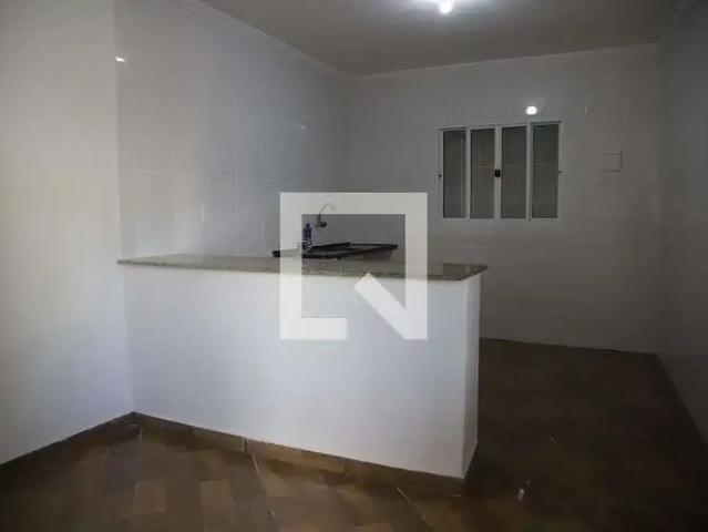 Casa / Sobrado para Locação em Belo Horizonte/MG Novo Tupi 2 Quartos
