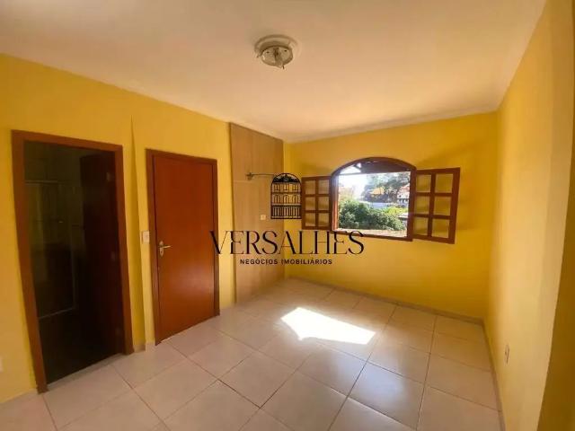 Casa / Sobrado para Locação em Belo Horizonte/MG Ouro Preto 2 Quartos