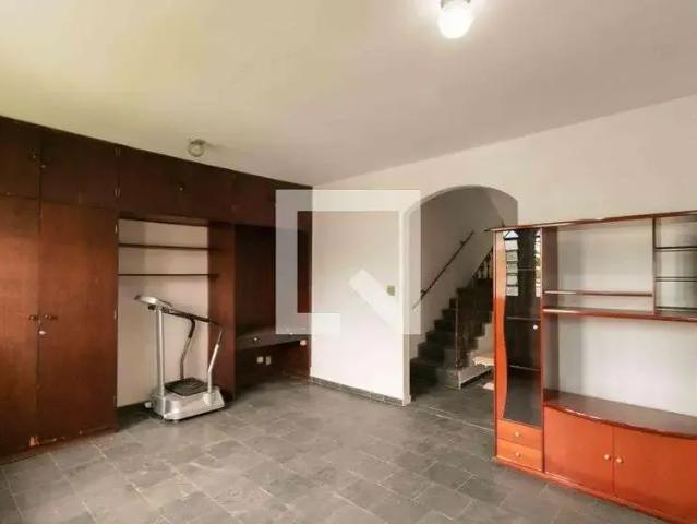 Casa / Sobrado para Locação em Belo Horizonte/MG Ouro Preto 3 Quartos