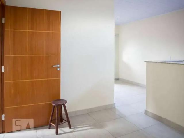 Casa / Sobrado para Locação em Belo Horizonte/MG Palmeiras 2 Quartos