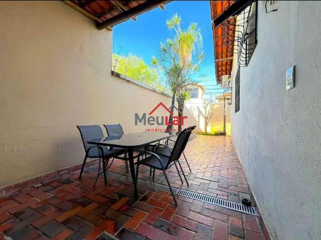 Casa / Sobrado para Locação em Belo Horizonte/MG Paquetá 3 Quartos