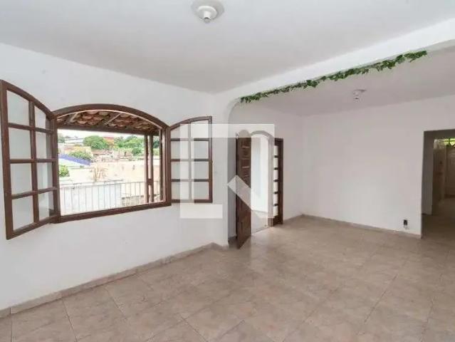 Casa / Sobrado para Locação em Belo Horizonte/MG Pindorama 2 Quartos