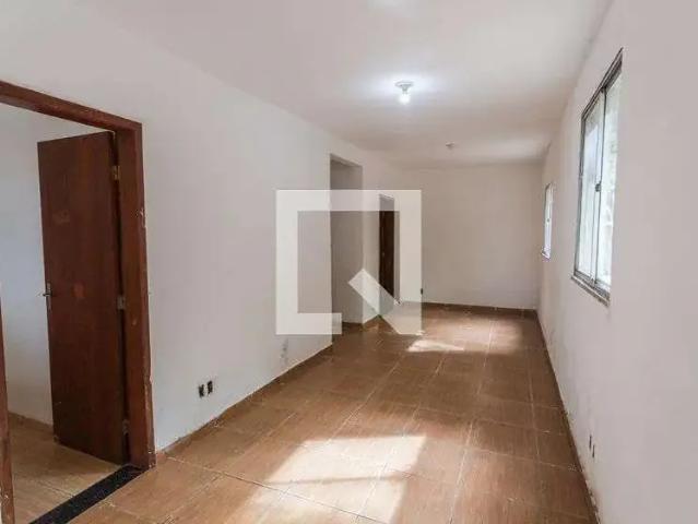 Casa / Sobrado para Locação em Belo Horizonte/MG Pirajá 2 Quartos