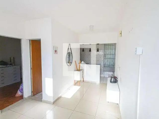 Casa / Sobrado para Locação em Belo Horizonte/MG Piratininga Venda Nova 2 Quartos