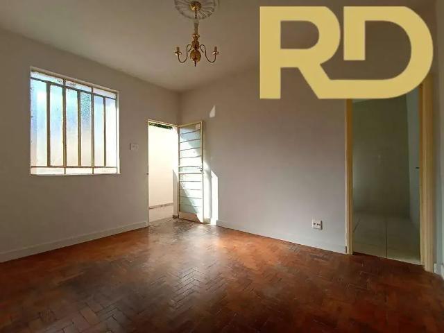 Casa / Sobrado para Locação em Belo Horizonte/MG Pompéia 2 Quartos