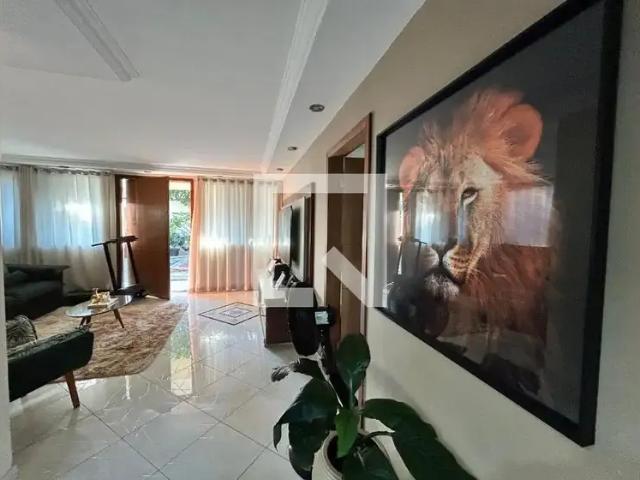 Casa / Sobrado para Locação em Belo Horizonte/MG Planalto 5 Quartos