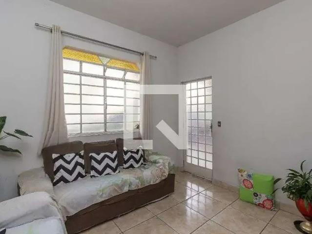 Casa / Sobrado para Locação em Belo Horizonte/MG Planalto 3 Quartos
