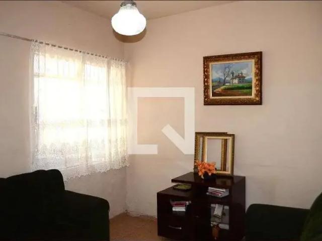 Casa / Sobrado para Locação em Belo Horizonte/MG Ribeiro de Abreu 2 Quartos