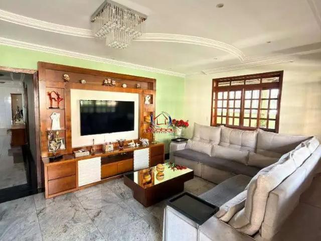 Casa / Sobrado para Locação em Belo Horizonte/MG São Francisco 5 Quartos