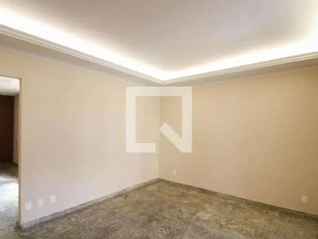 Casa / Sobrado para Locação em Belo Horizonte/MG São Luiz 4 Quartos