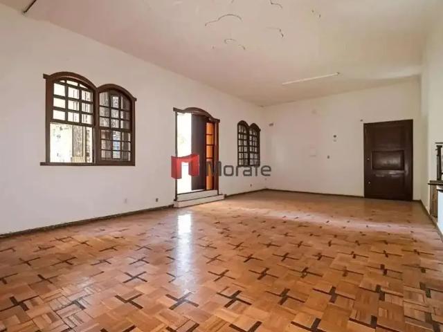 Casa / Sobrado para Locação em Belo Horizonte/MG São Pedro 6 Quartos