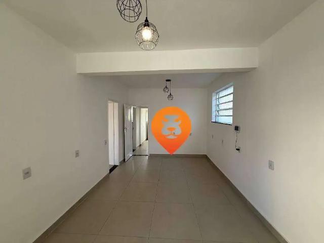 Casa / Sobrado para Locação em Belo Horizonte/MG Santa Tereza 2 Quartos