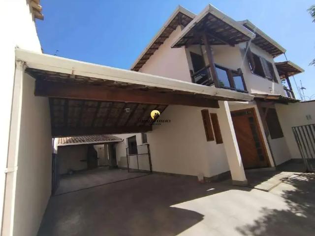 Casa / Sobrado para Locação em Belo Horizonte/MG Santa Amélia 3 Quartos