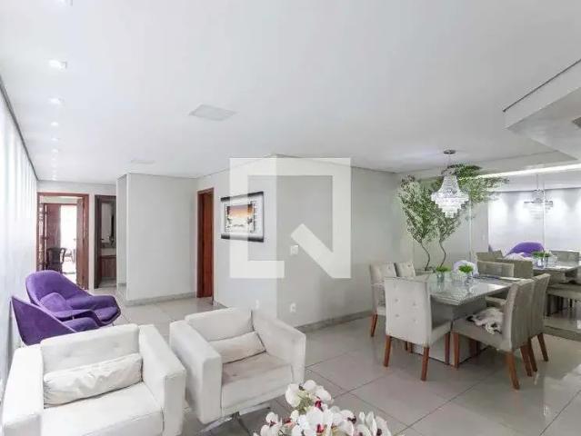 Casa / Sobrado para Locação em Belo Horizonte/MG Santa Amélia 4 Quartos