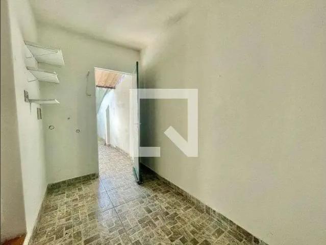 Casa / Sobrado para Locação em Belo Horizonte/MG Santo André 1 Quartos