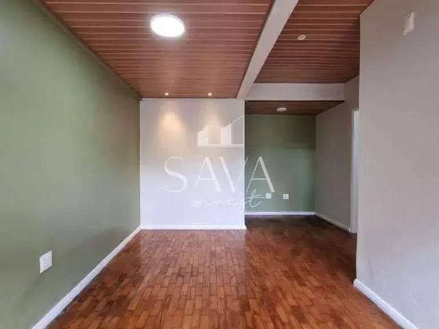 Casa / Sobrado para Locação em Belo Horizonte/MG Santo Antônio 2 Quartos