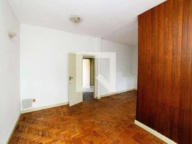 Casa / Sobrado para Locação em Belo Horizonte/MG Santo Antônio 4 Quartos