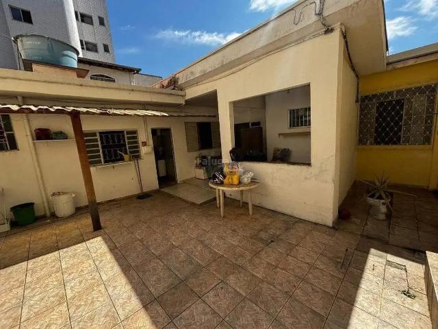 Casa / Sobrado para Locação em Belo Horizonte/MG Sagrada Família 3 Quartos